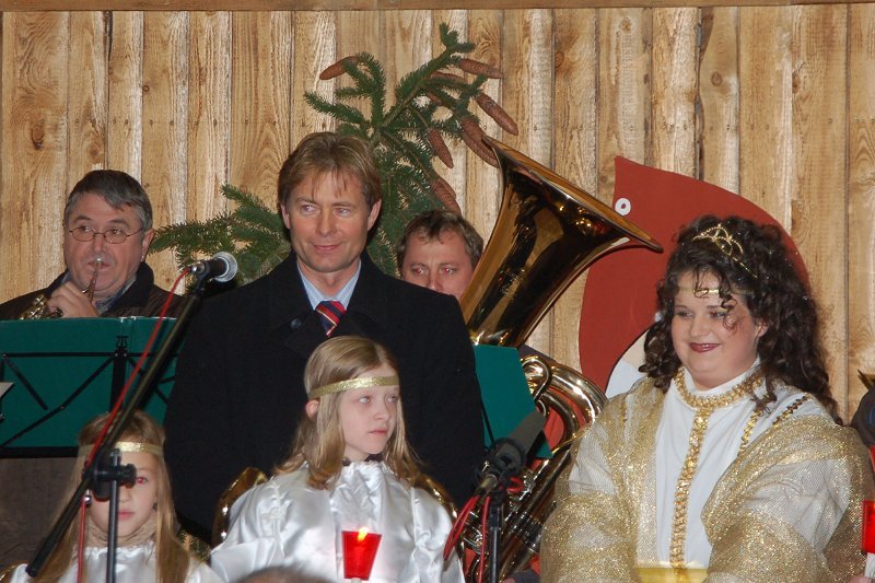 Der Neumarkter Weihnachtsmarkt ist eröffnet - Neumarkt 4you Der Neumarkter Weihnachtsmarkt ist eröffnet - Neumarkt 4you