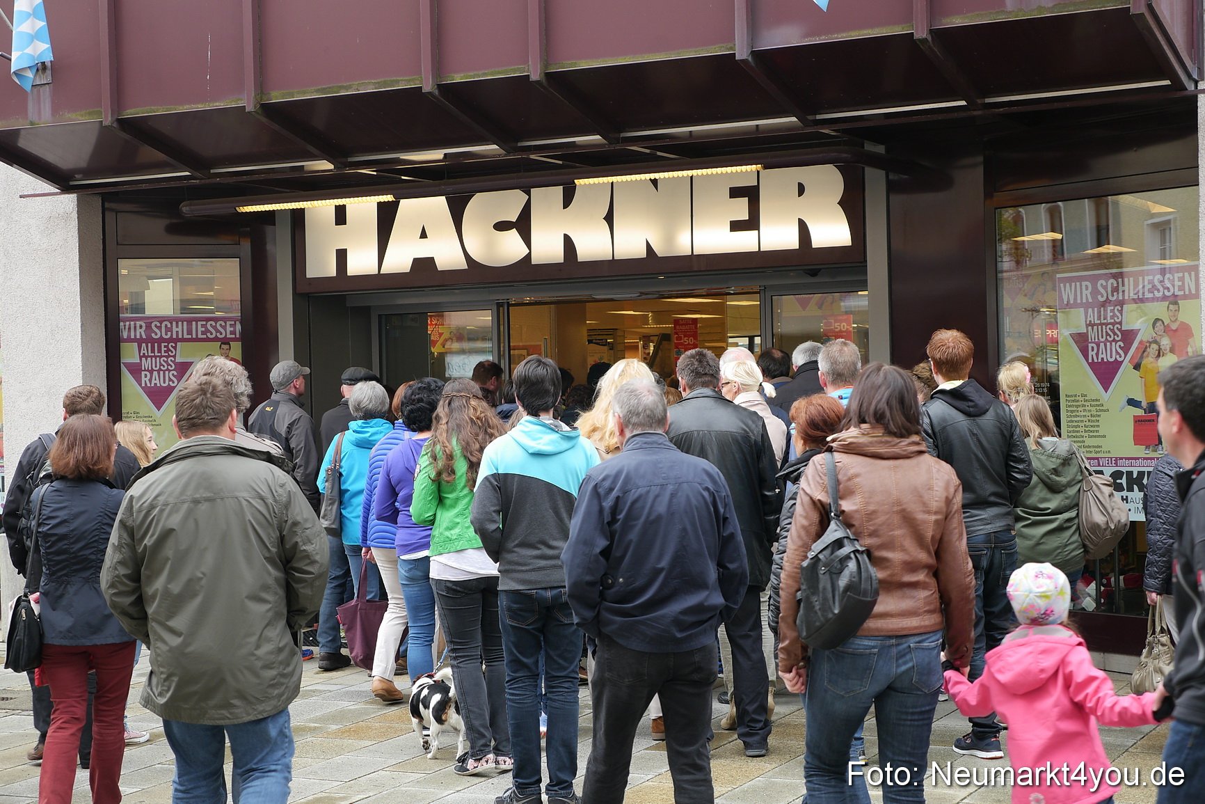 Kaufhaus Hackner Ausverkauf startet mit Nachlässen bis zu 50% ...