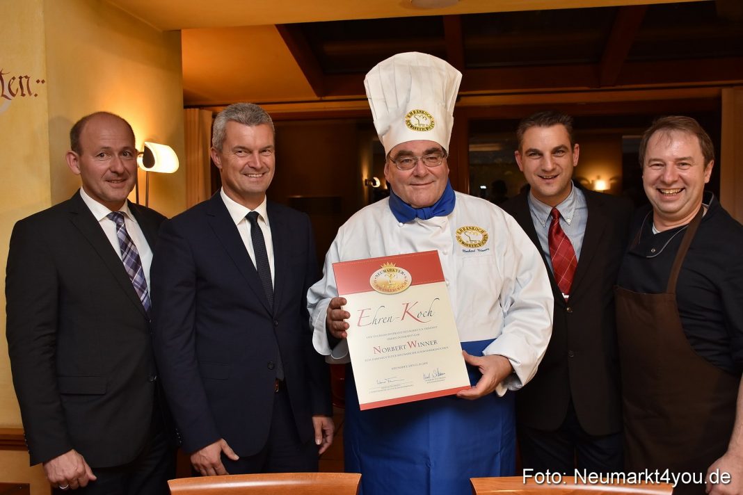 Münsterpfarrer Norbert Winner wird 17. Schmankerlehrenkoch - Neumarkt 4you