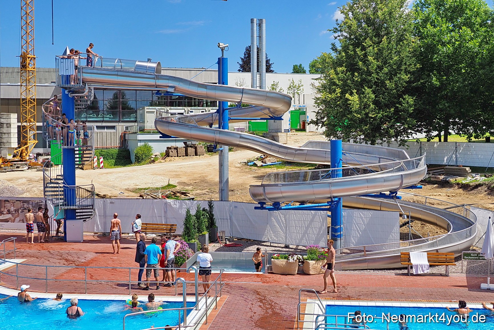 Die große Rutsche ist wieder offen - Neumarkt 4you